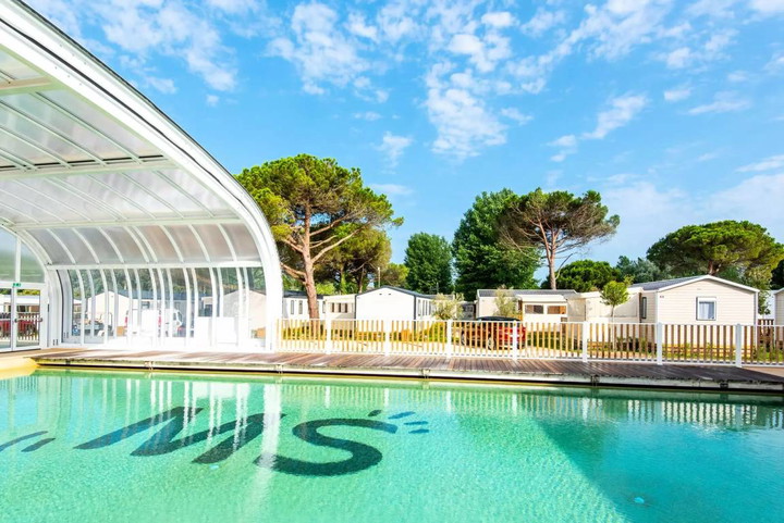 31 M² Caravan ∙ 3 Bedrooms ∙ 6 Guests - Vaux-sur-Mer