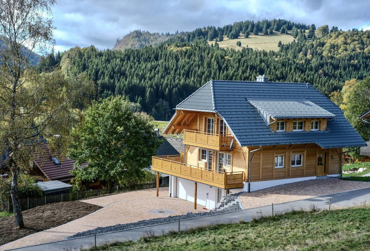 190 M² Maison De Vacances ∙ 3 Chambres ∙ 6 Personnes - Todtnau