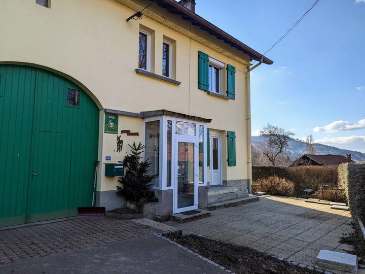 103 M² Cottage ∙ 4 Bedrooms ∙ 9 Guests - Alps