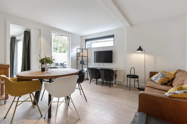 53 M² Apartment ∙ 2 Bedrooms ∙ 4 Guests - Hoofddorp