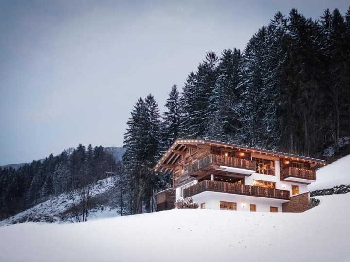 200 M² House ∙ 4 Bedrooms ∙ 8 Guests - Zillertal