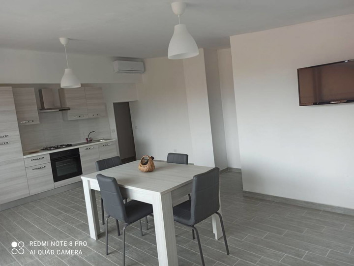 80 M² Appartement ∙ 2 Chambres ∙ 4 Personnes - Rocca Imperiale