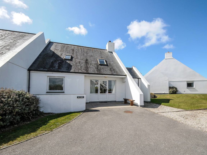 Cottage ∙ 3 Bedrooms ∙ 6 Guests - Padstow