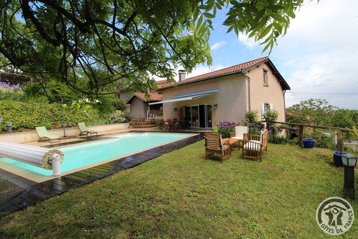 81 M² Gîte ∙ 1 Chambre ∙ 4 Personnes - Lyon