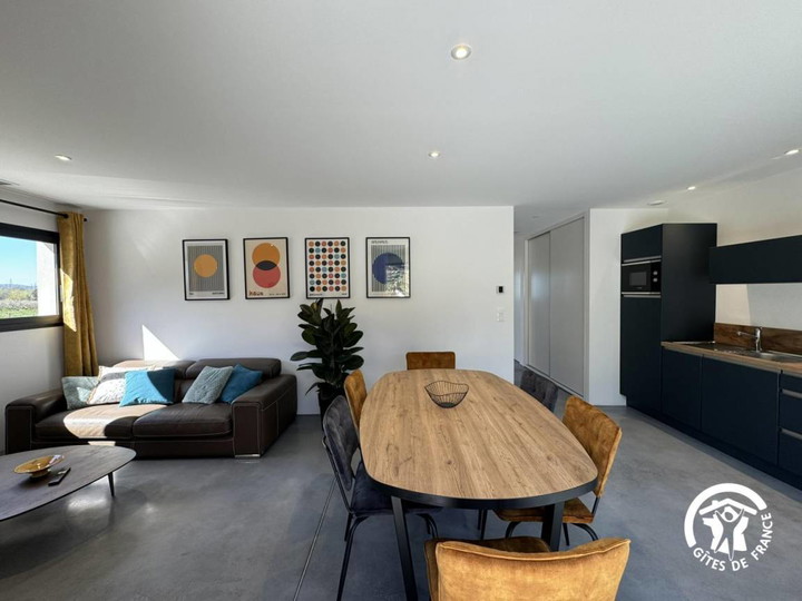 75 M² Gîte ∙ 2 Bedrooms ∙ 4 Guests - Perpignan