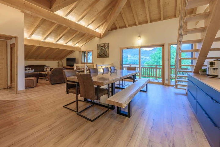 140 M² Apartment ∙ 4 Bedrooms ∙ 8 Guests - Samoëns