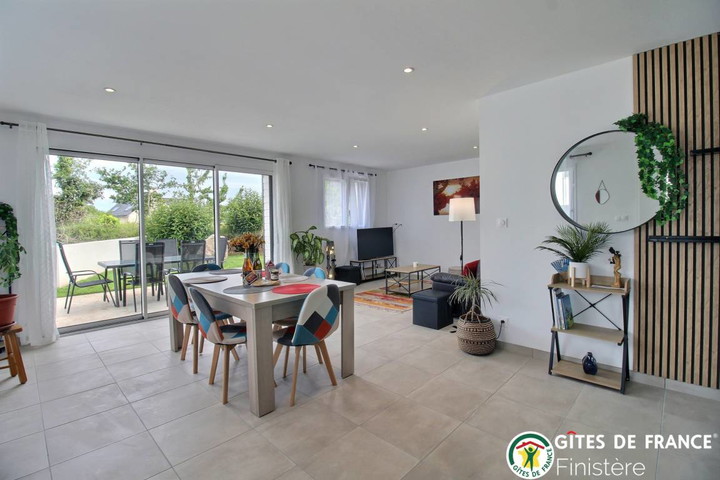 99 M² Gîte ∙ 3 Chambres ∙ 6 Personnes - Quimper