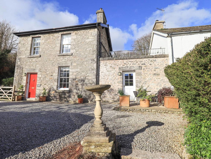 Cottage ∙ 3 Bedrooms ∙ 6 Guests - Cartmel