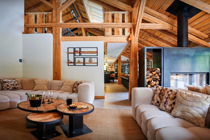 300 M² Chalet ∙ 5 Bedrooms ∙ 12 Guests - Abondance