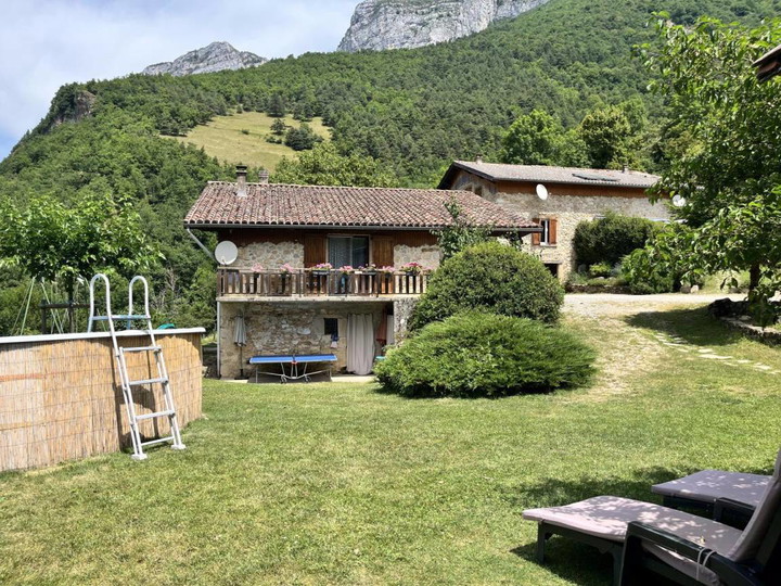 120 M² Gîte ∙ 3 Chambres ∙ 6 Personnes - Pont-en-Royans