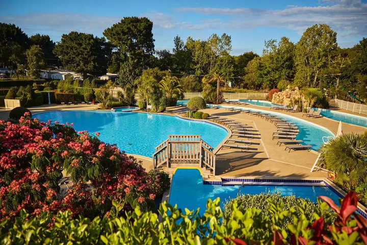 32 M² Caravan ∙ 3 Bedrooms ∙ 6 Guests - Carnac