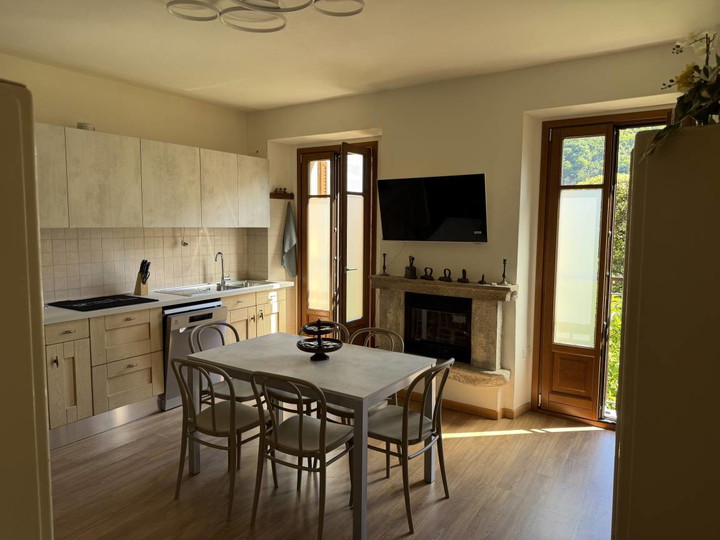 60 M² Ferienwohnung ∙ 1 Schlafzimmer ∙ 4 Gäste - Cannobio