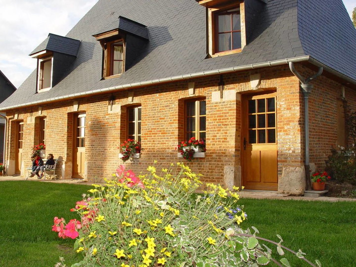 135 M² Gîte ∙ 4 Bedrooms ∙ 10 Guests - Normandy