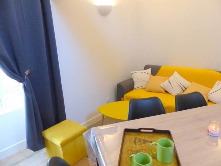 42 M² Gîte ∙ 2 Bedrooms ∙ 4 Guests - Auvergne