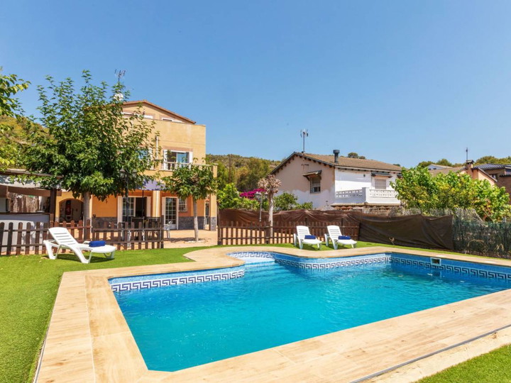 101 M² Casa ∙ 4 Habitaciones ∙ 7 Huéspedes - Comarruga
