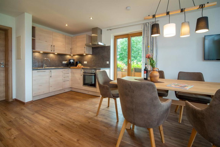 60 M² Ferienwohnung ∙ 1 Schlafzimmer ∙ 3 Gäste - Rieden am Forggensee