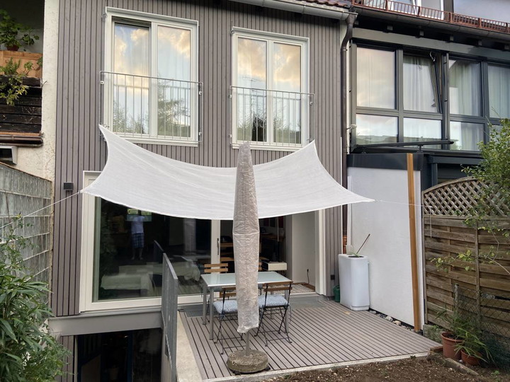 110 M² Ferienhaus ∙ 2 Schlafzimmer ∙ 3 Gäste - München