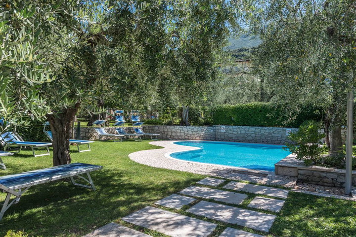 70 M² Appartement ∙ 2 Chambres ∙ 5 Personnes - Malcesine