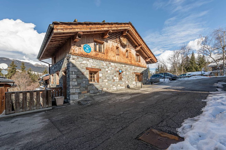 160 M² Chalet ∙ 6 Chambres ∙ 14 Personnes - Rhône-Alpes