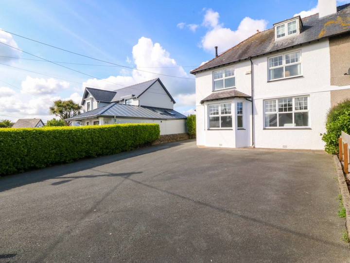 Cottage ∙ 5 Bedrooms ∙ 10 Guests - Morfa Nefyn