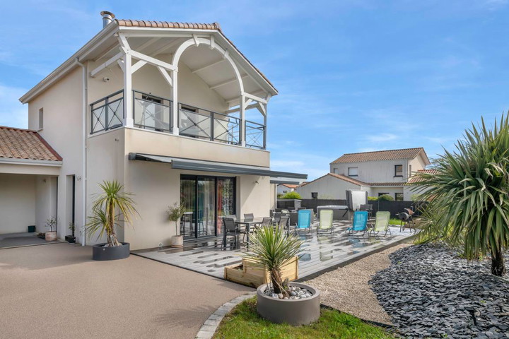 135 M² Maison De Vacances ∙ 3 Chambres ∙ 6 Personnes - Pornic
