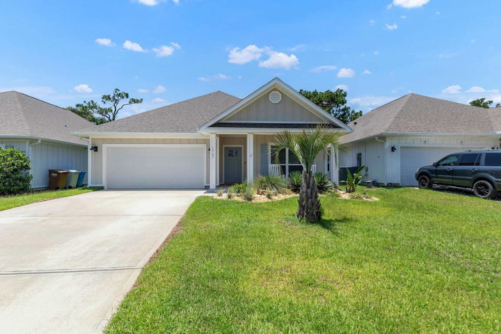 Apartment ∙ 4 Bedrooms ∙ 9 Guests - Navarre, FL