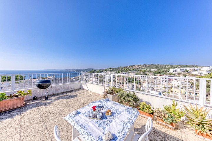 120 M² Apartment ∙ 2 Bedrooms ∙ 5 Guests - Santa Cesarea Terme