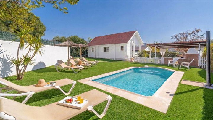 90 M² Casa ∙ 3 Habitaciones ∙ 6 Huéspedes - Setenil de las Bodegas