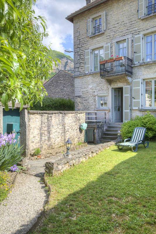 140 M² Gîte ∙ 4 Chambres ∙ 8 Personnes - Ain
