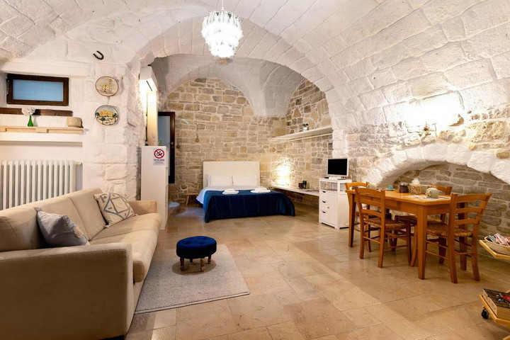 61 M² Huis ∙ 1 Slaapkamer ∙ 4 Gasten - Trani