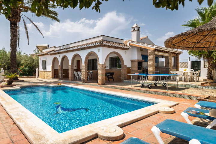 100 M² Villa ∙ 3 Schlafzimmer ∙ 8 Gäste - Frigiliana