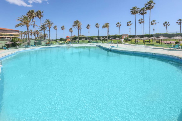 56 M² Apartment ∙ 1 Bedroom ∙ 4 Guests - Islantilla