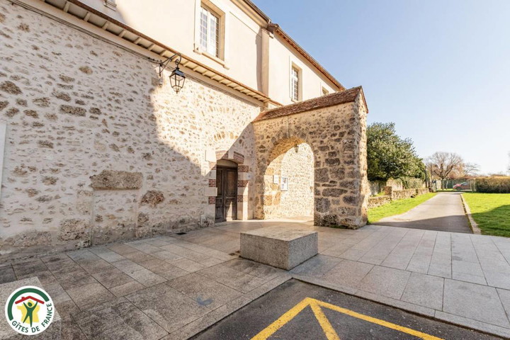 105 M² Gîte ∙ 3 Chambres ∙ 6 Personnes - Montmirail