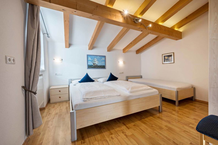 65 M² Apartment ∙ 2 Bedrooms ∙ 6 Guests - Brixen