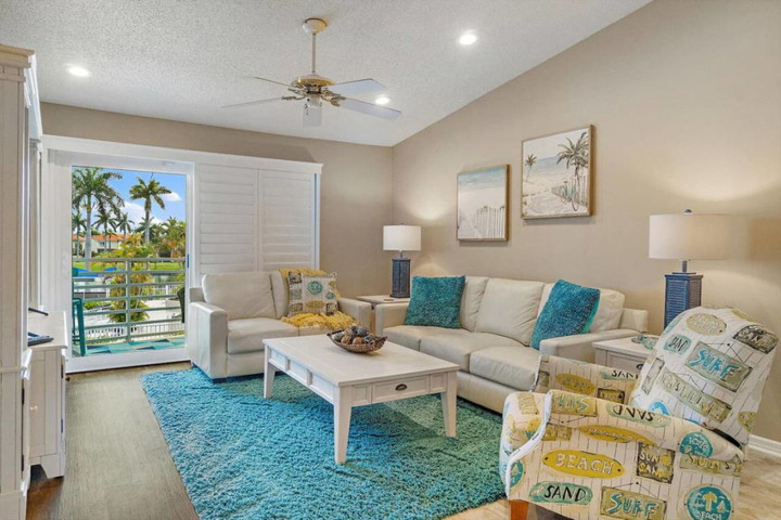 127 M² Condo ∙ 2 Bedrooms ∙ 4 Guests - St. Petersburg, FL