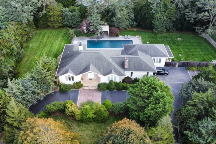 Apartment ∙ 5 Bedrooms ∙ 12 Guests - Westhampton Beach, NY