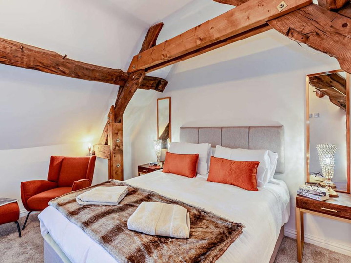 Cottage ∙ 2 Bedrooms ∙ 4 Guests - Warwick