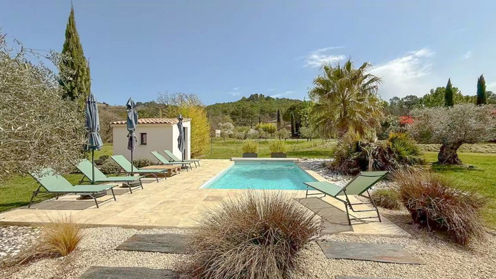 150 M² Maison De Vacances ∙ 3 Chambres ∙ 6 Personnes - Venelles