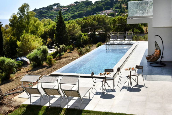 300 M² Villa ∙ 4 Habitaciones ∙ 8 Huéspedes - Capoliveri