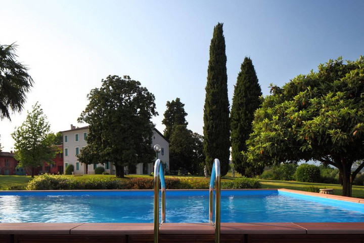 200 M² Casa ∙ 2 Habitaciones ∙ 4 Huéspedes - Conegliano