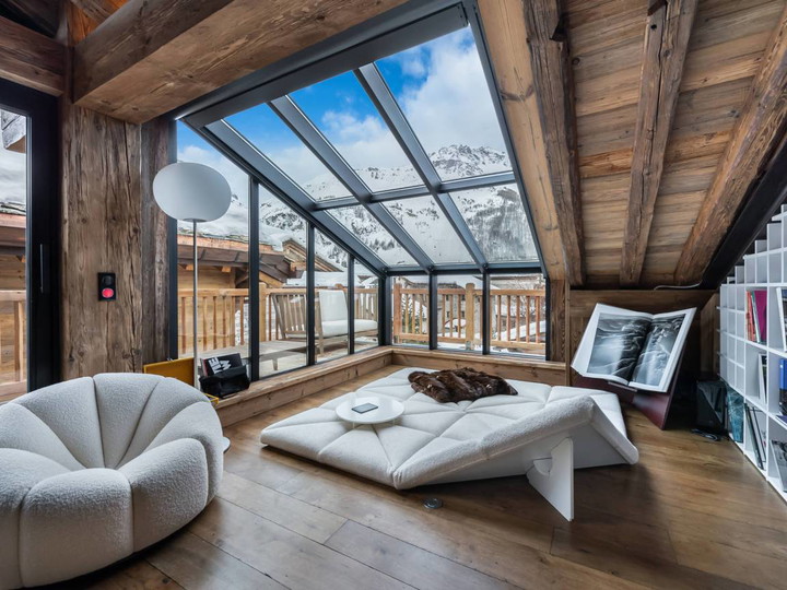 210 M² Chalet ∙ 5 Chambres ∙ 10 Personnes -