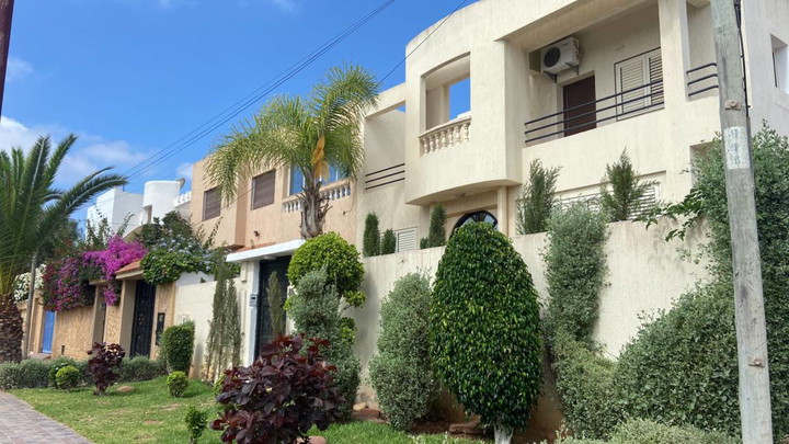 1000 M² Villa ∙ 5 Bedrooms ∙ 10 Guests - Agadir