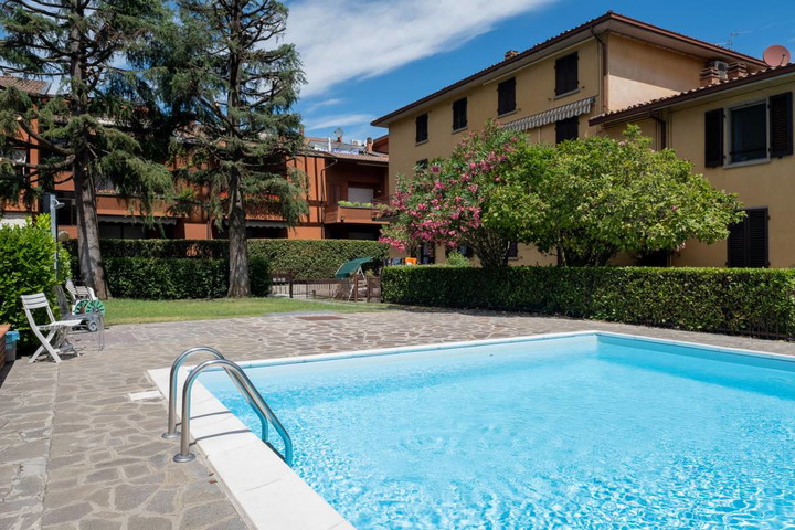 60 M² Appartamento Vacanza ∙ 1 Camera Da Letto ∙ 2 Ospiti - Sarnico