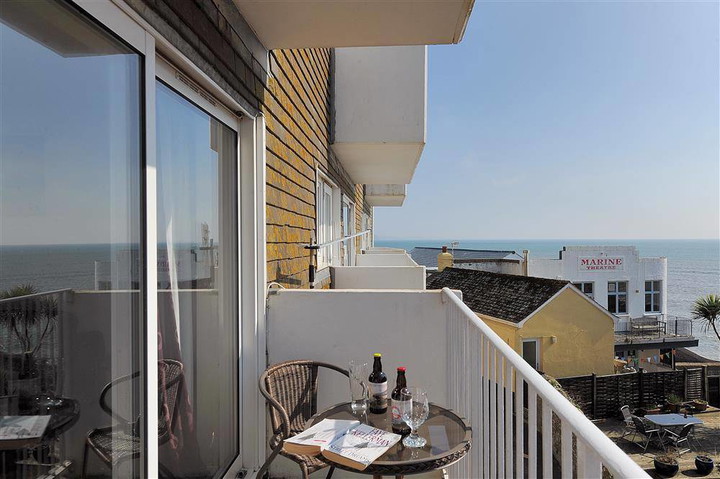 Cottage ∙ 3 Bedrooms ∙ 6 Guests - Lyme Regis