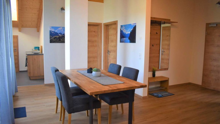 80 M² Apartment ∙ 2 Bedrooms ∙ 4 Guests - Rosenheim
