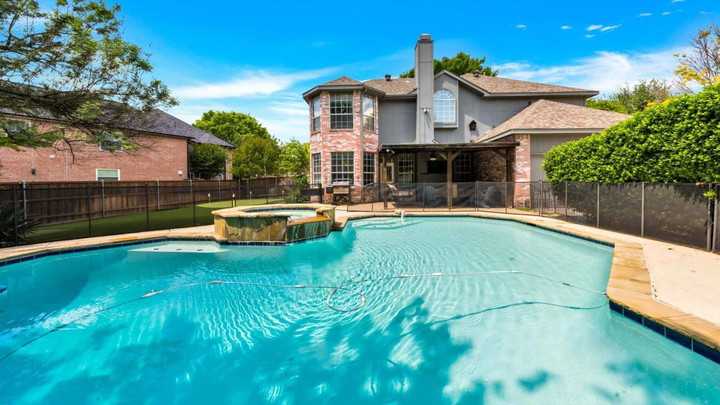 Apartment ∙ 5 Bedrooms ∙ 16 Guests - Allen, TX