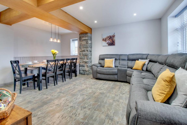 Cottage ∙ 5 Bedrooms ∙ 9 Guests - Bala