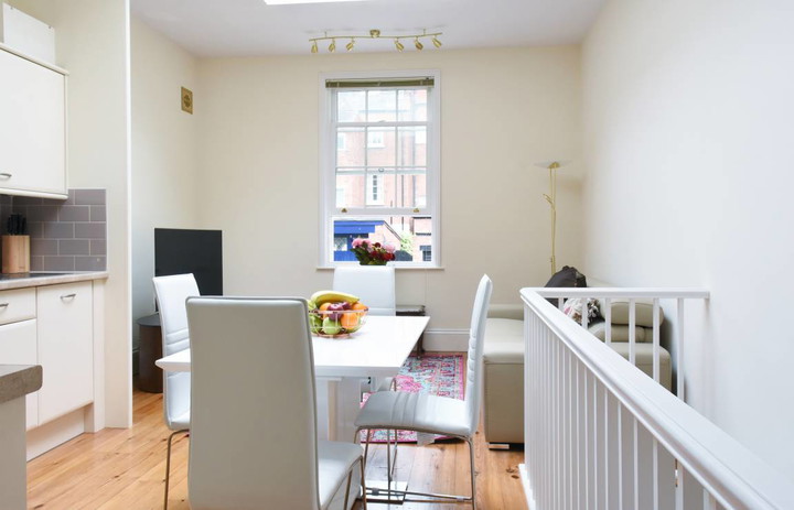 65 M² Apartment ∙ 1 Bedroom ∙ 4 Guests - Warwick