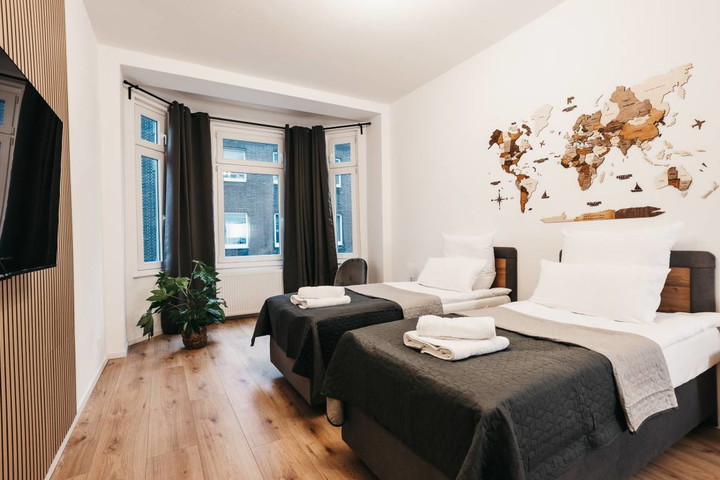 67 M² Apartment ∙ 3 Bedrooms ∙ 6 Guests - Oberhausen