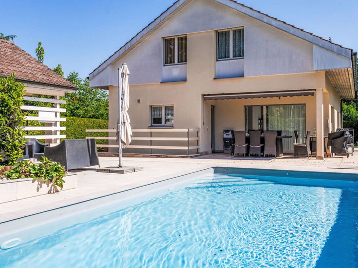 103 M² Huis ∙ 4 Slaapkamers ∙ 8 Gasten - Genève